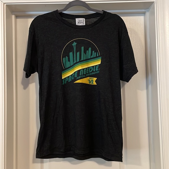 Space Needle | Shirts | Mens Vintage Space Needle Tee Medium | Poshmark